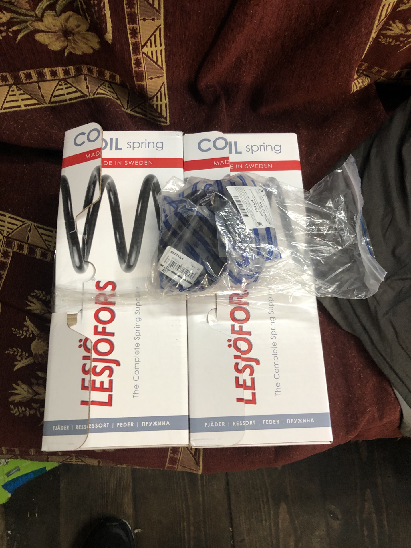 Замена задних амортизаторов и пружин — FIAT Bravo II, 1,4 л, 2008 года ...