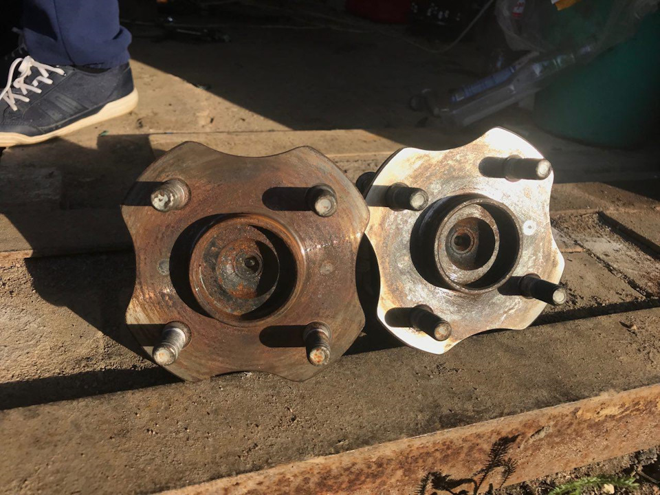 4245012050 Ступица в сборе TOYOTA LEXUS | Запчасти на DRIVE2