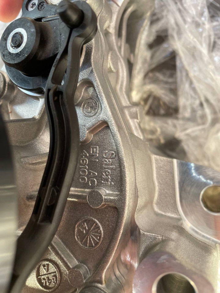 11517644809 Насос ОЖ с держателем BMW | Запчасти на DRIVE2