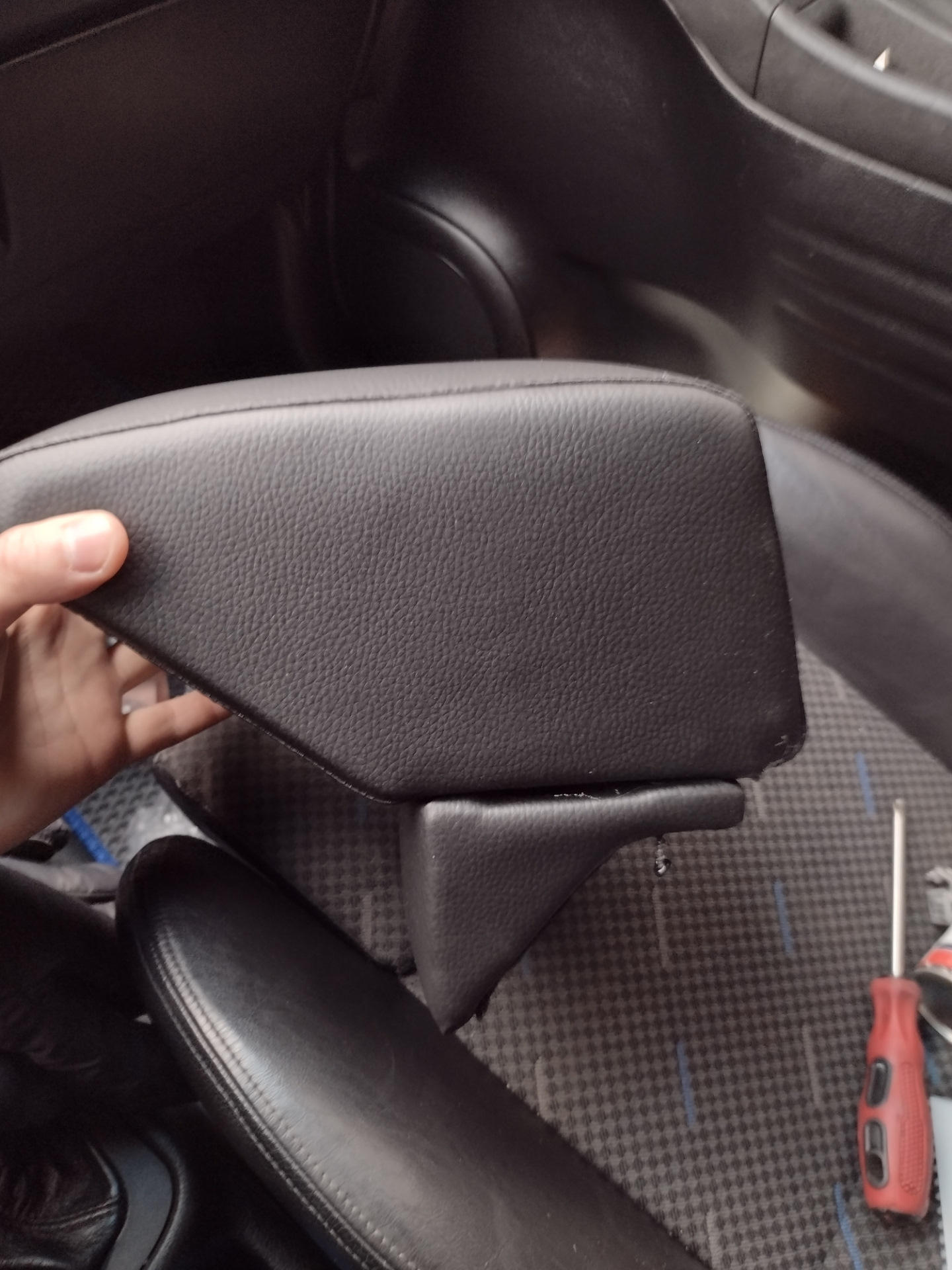 Подлокотнік на Замовлення — Opel Zafira OPC A, 2 л, 2002 года ...