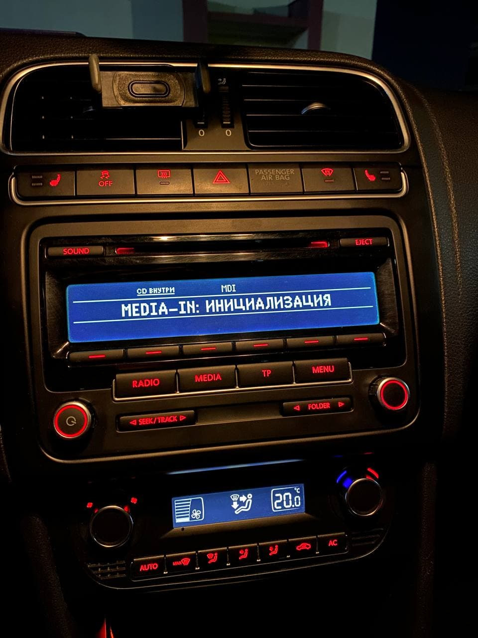 #5. RNS 310 — Volkswagen Polo Sedan, 1,6 л, 2011 года | автозвук | DRIVE2