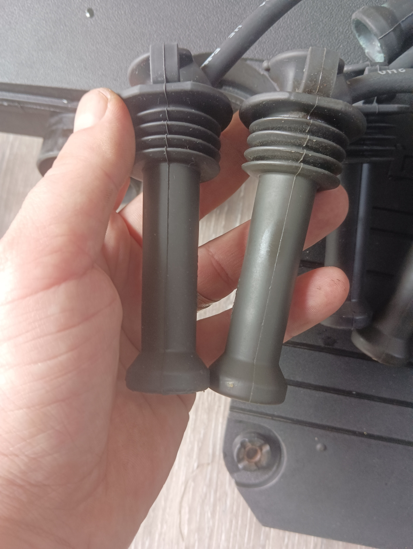 Замена высоковольтных проводов Ford Motorcraft-Fomoco, замена свечей ...