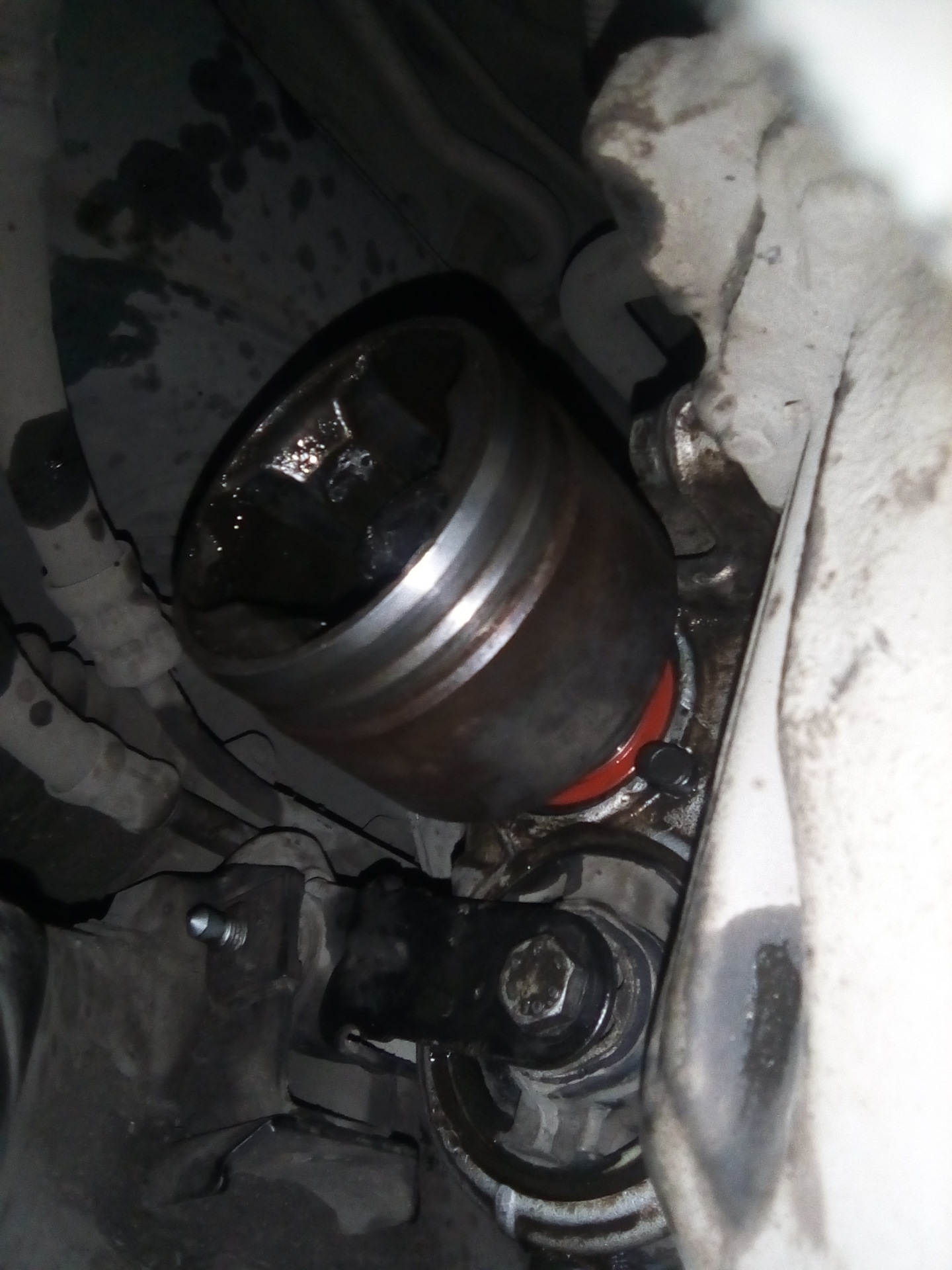 Промежуточный подшипник привода. — Peugeot 307, 1,6 л, 2005 года ...