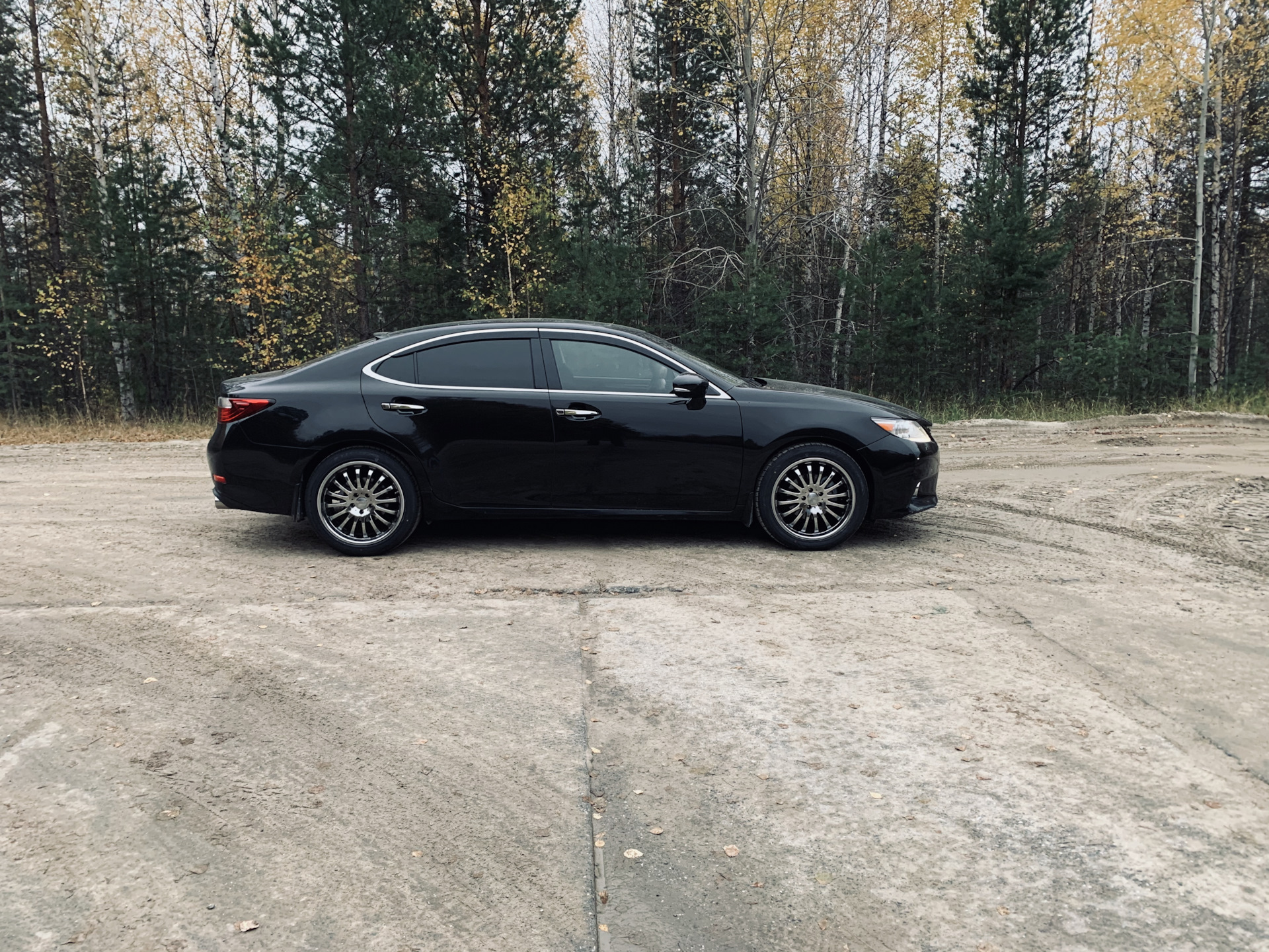 Летняя новая резина 245/45 R19 Triangle TH 201 — Lexus ES (XV60), 2,5 л ...