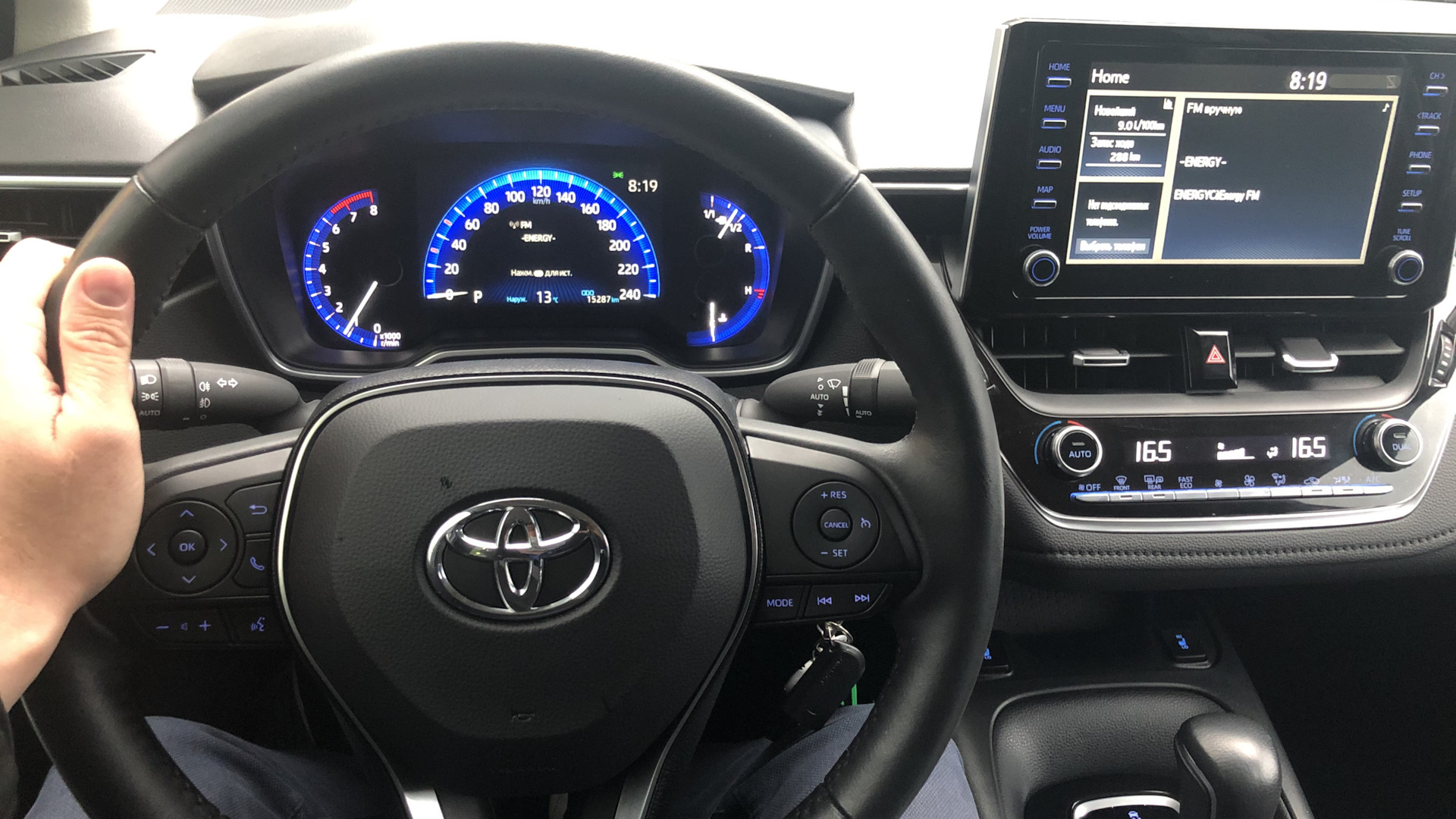 Toyota Corolla (E210) 1.6 бензиновый 2019 | «Black Mini Camry» на DRIVE2