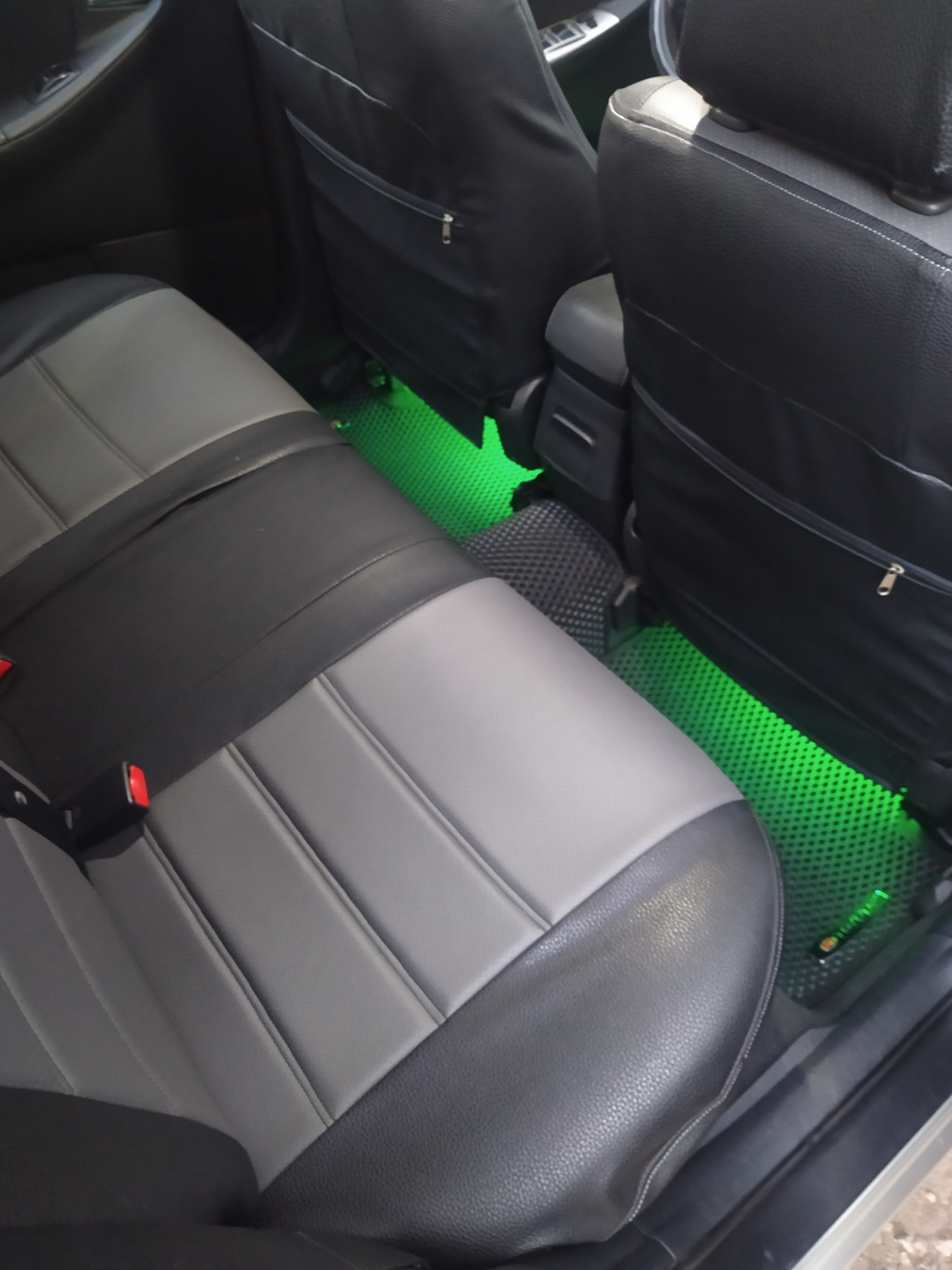 ПОДСВЕТКА НОГ ТОЙОТА КОРОЛЛА Е120🇬🇧 — Toyota Corolla (120), 1,6 л, 2006 ...