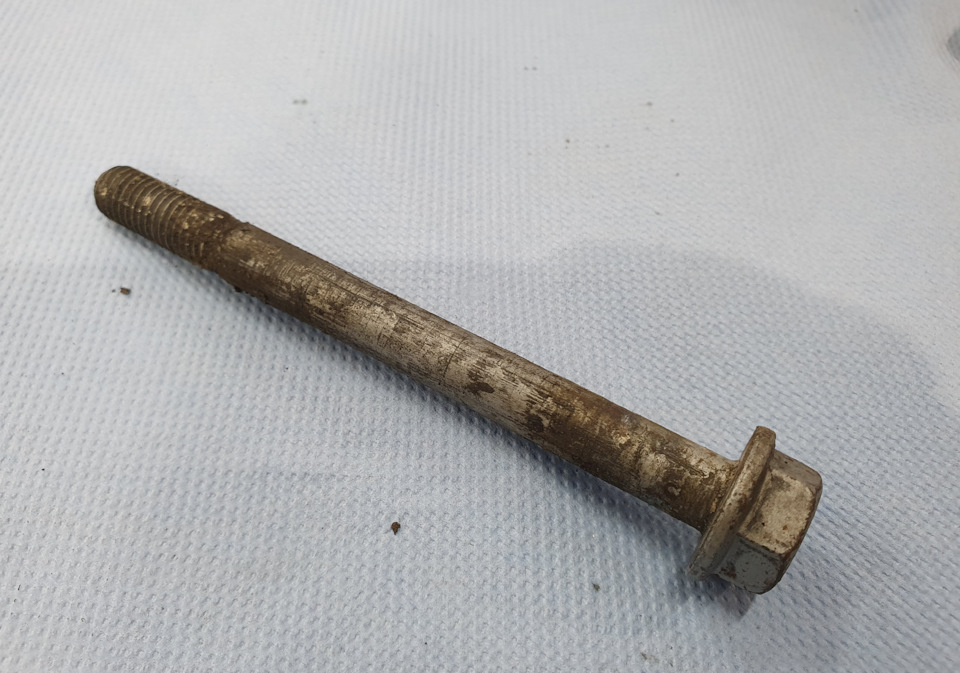 N10770901 Болт VAG | Запчасти на DRIVE2