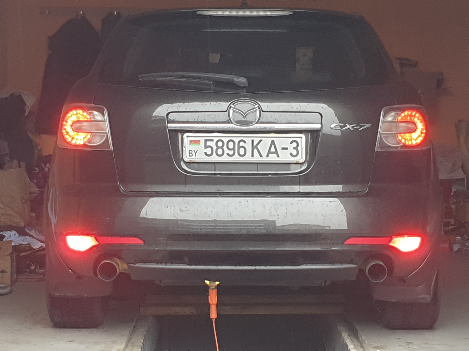 Задняя противотуманка правая — Mazda CX-7, 2,2 л, 2010 года ...