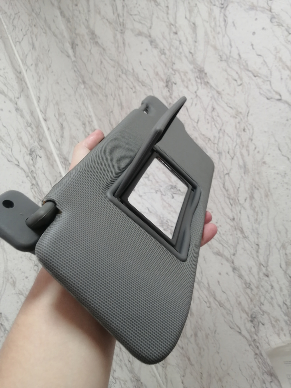 Замена троса ручника — Ford Focus III Hatchback, 1,6 л, 2011 года ...