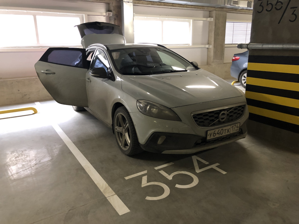 Камера PAC — Volvo V40 Cross Country, 2 л, 2013 года | своими руками ...