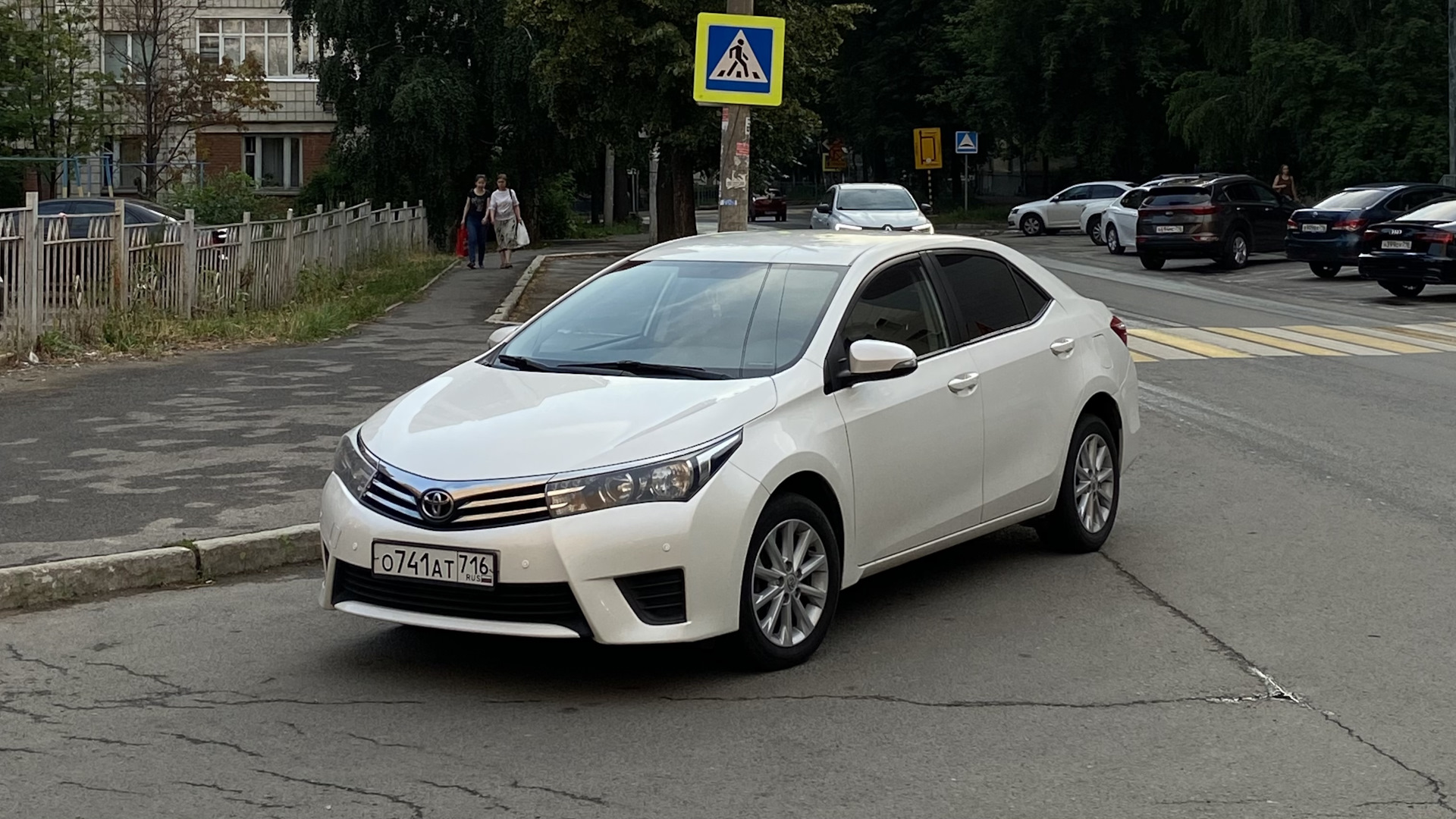 Toyota Corolla (160) 1.6 бензиновый 2014 | Тайота Корова на DRIVE2