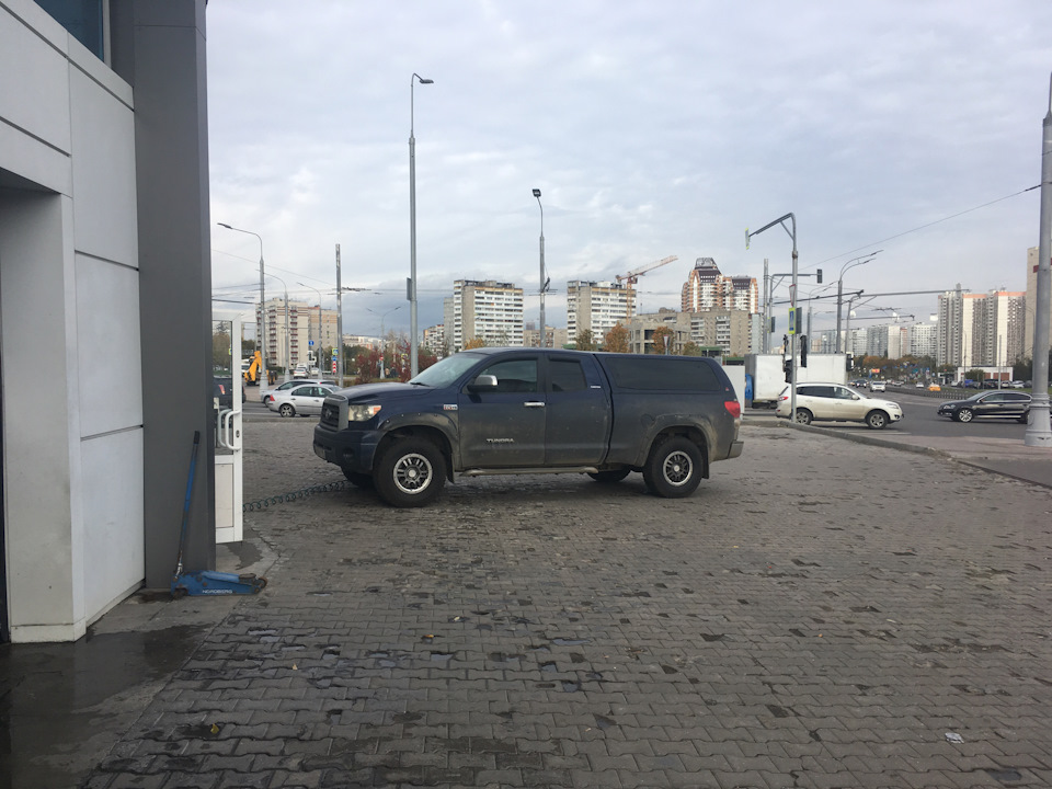Стойки передние в сборе с пружинами и климат контроль Mitsubishi ...