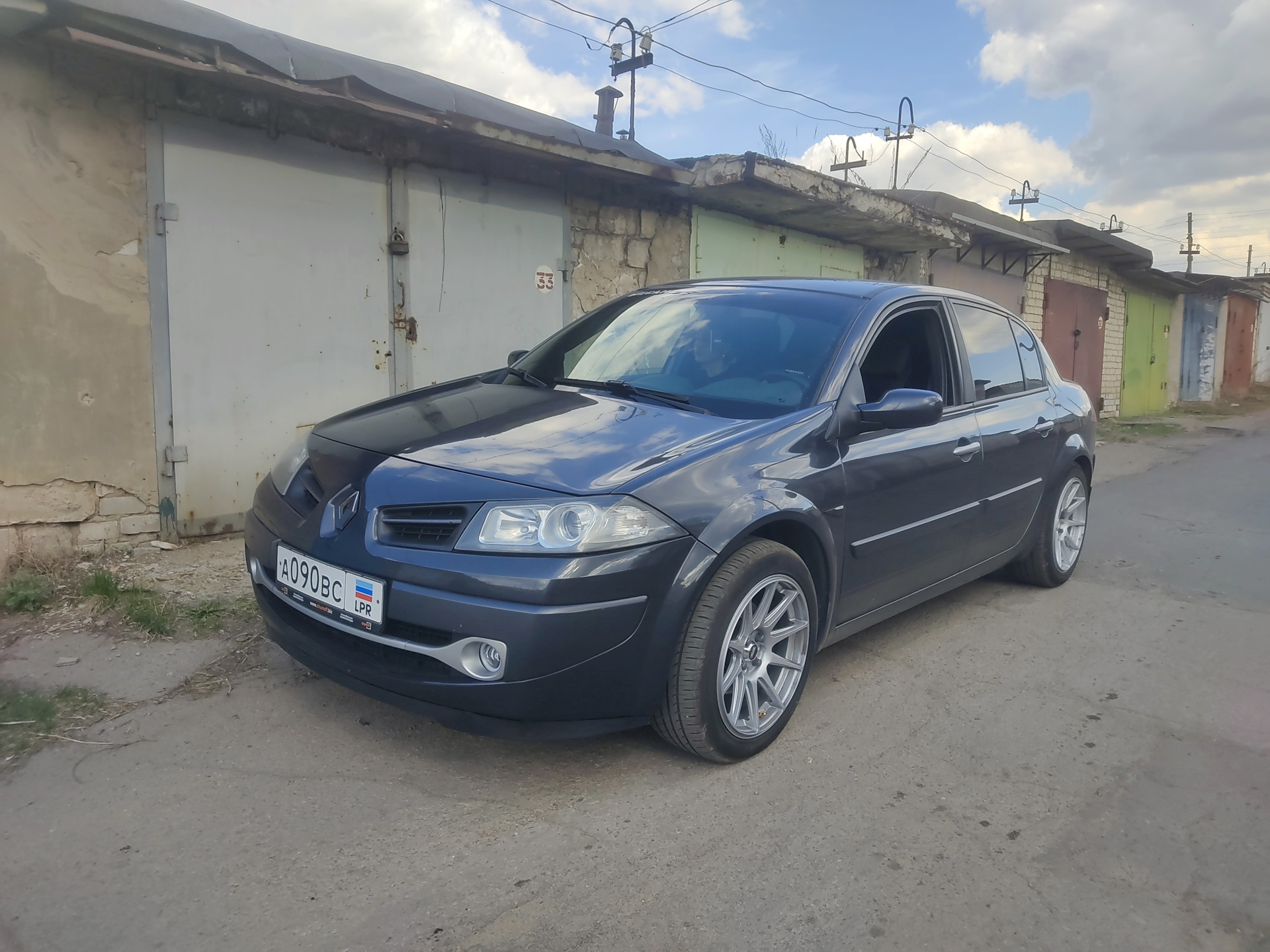 Губа под бампер от Шевроле Круз(озон) — Renault Megane II, 1,6 л, 2009 ...