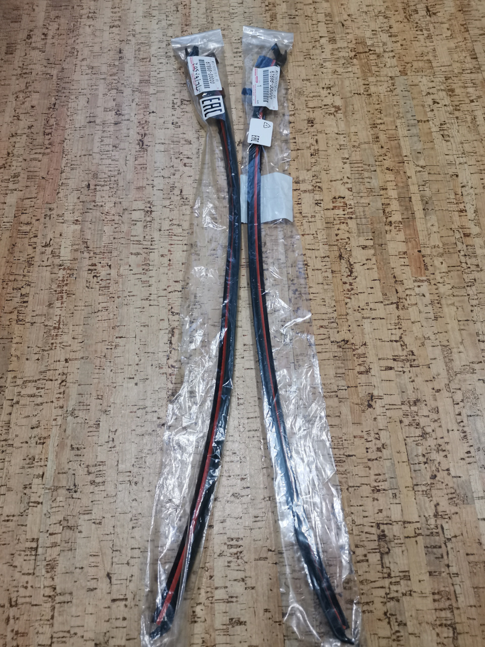 6789633020 Уплотнитель задней левой двери TOYOTA LEXUS | Запчасти на DRIVE2