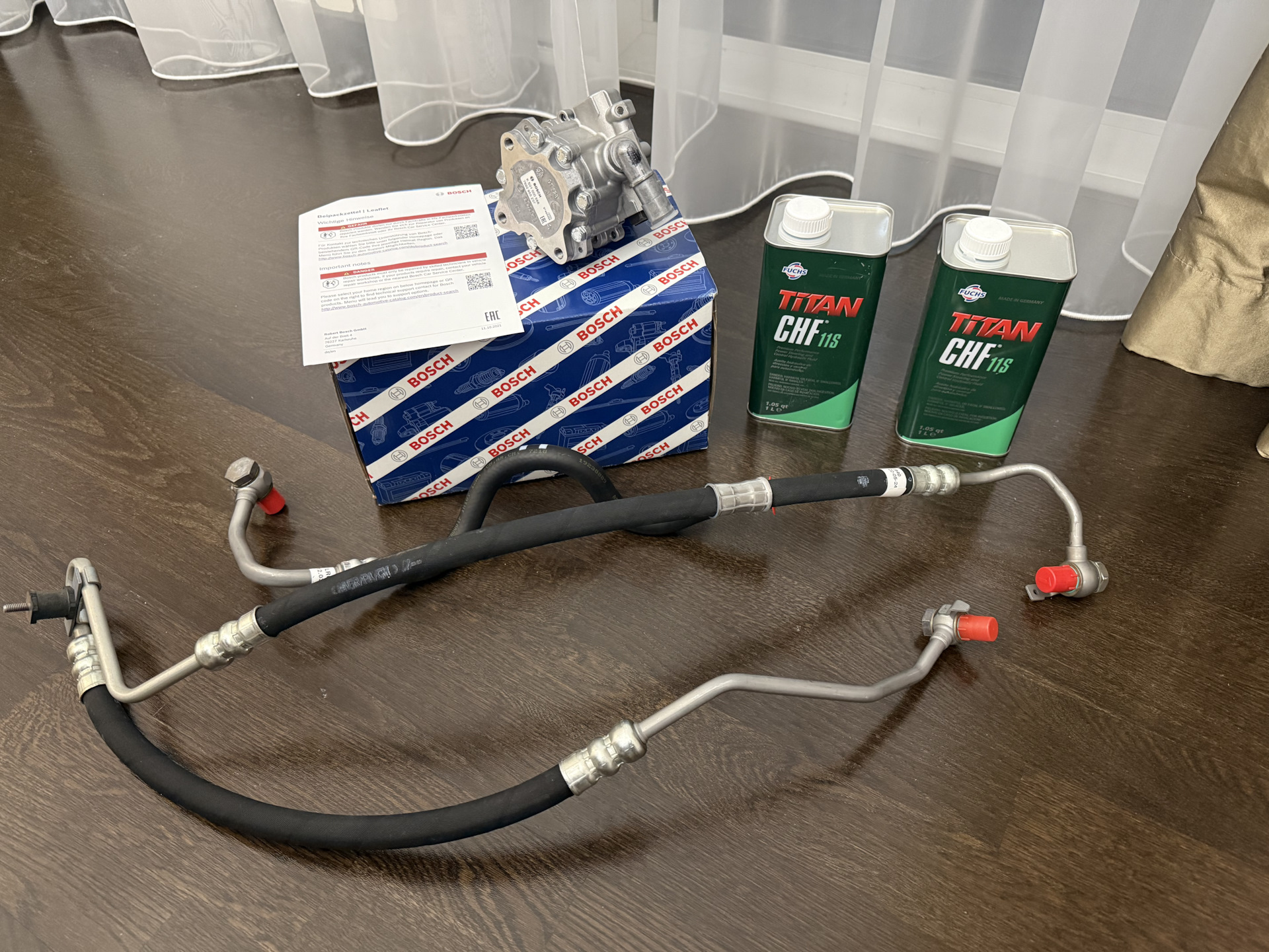 Насос и шланги ГУР. — Land Rover Range Rover (3G), 5 л, 2012 года ...