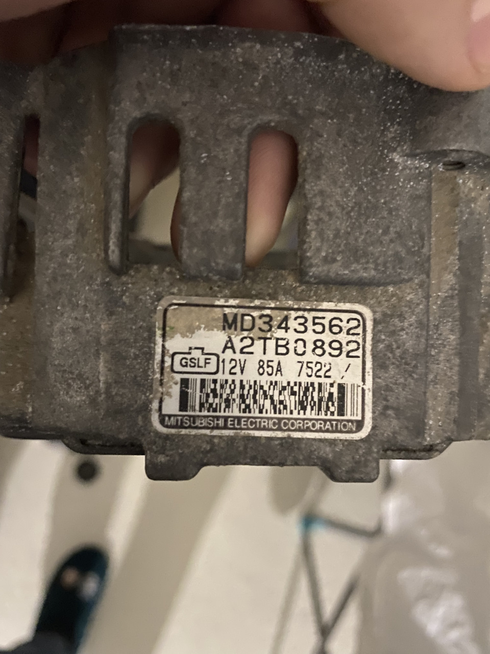 Подскажите кто знает — Mitsubishi Galant (8G), 2,5 л, 2004 года ...