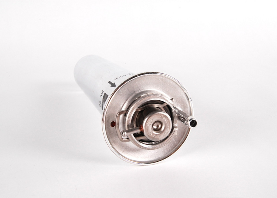 13321709535 Топливный фильтр с регулятором давления BMW | Запчасти на ...