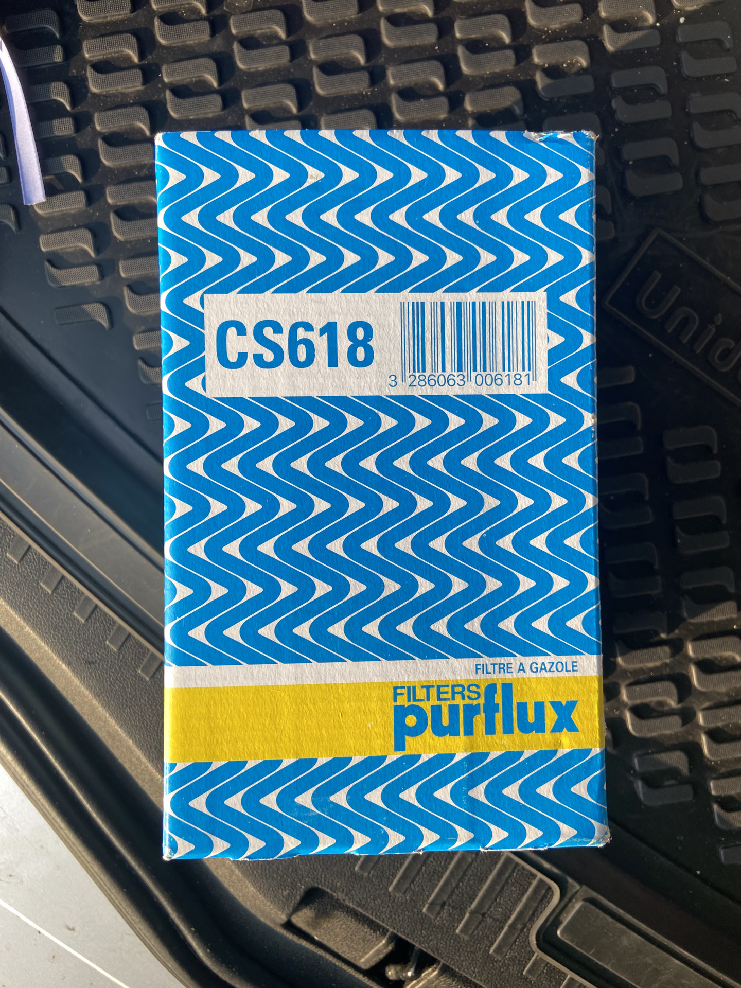 Замена топливного фильтра. — Renault Megane IV, 1,5 л, 2018 года ...