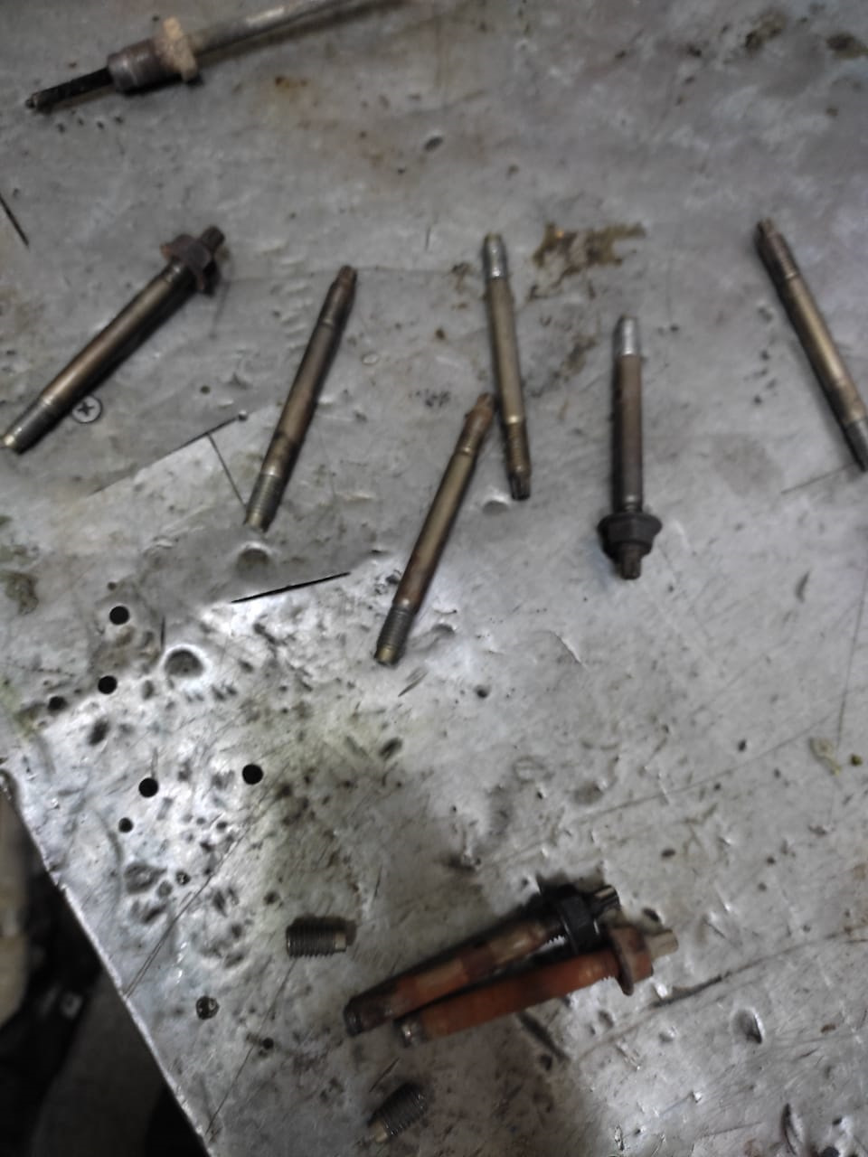 Замена выхлопного коллектора — Land Rover Freelander 2 (L359), 2,2 л ...