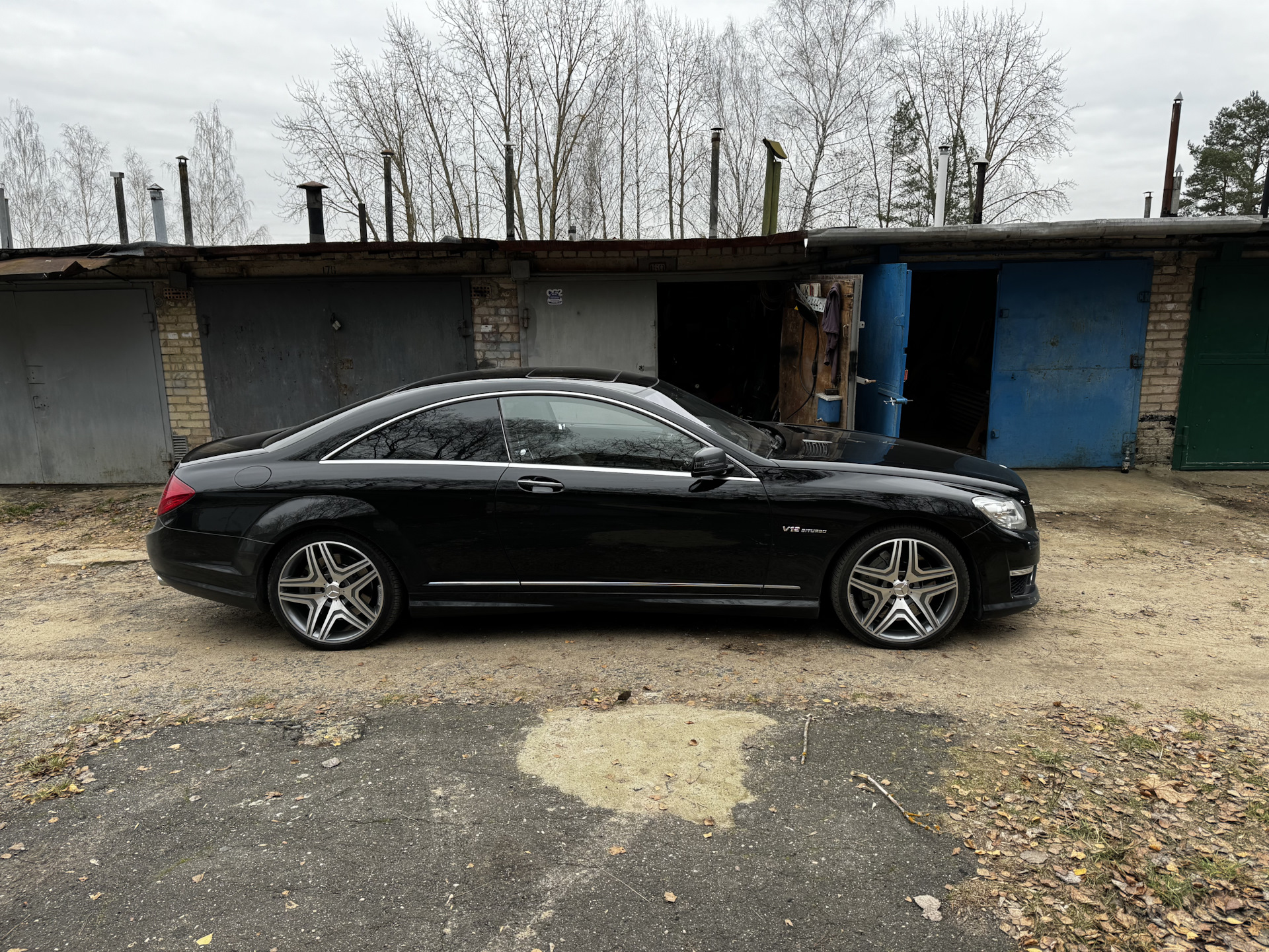 Переобулся на зиму на R20 — Mercedes-Benz CL 65 AMG (C216), 6 л, 2008 года | колёсные диски | DRIVE2