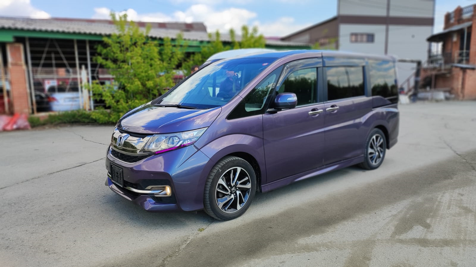 Honda Stepwgn (5G) 1.5 бензиновый 2015 | PURPLE BUS на DRIVE2