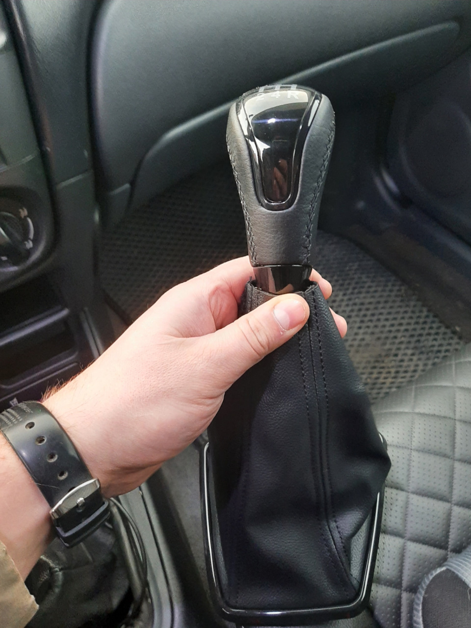 Ремонт кулисы КПП — Nissan Almera II (N16), 1,5 л, 2005 года | своими ...
