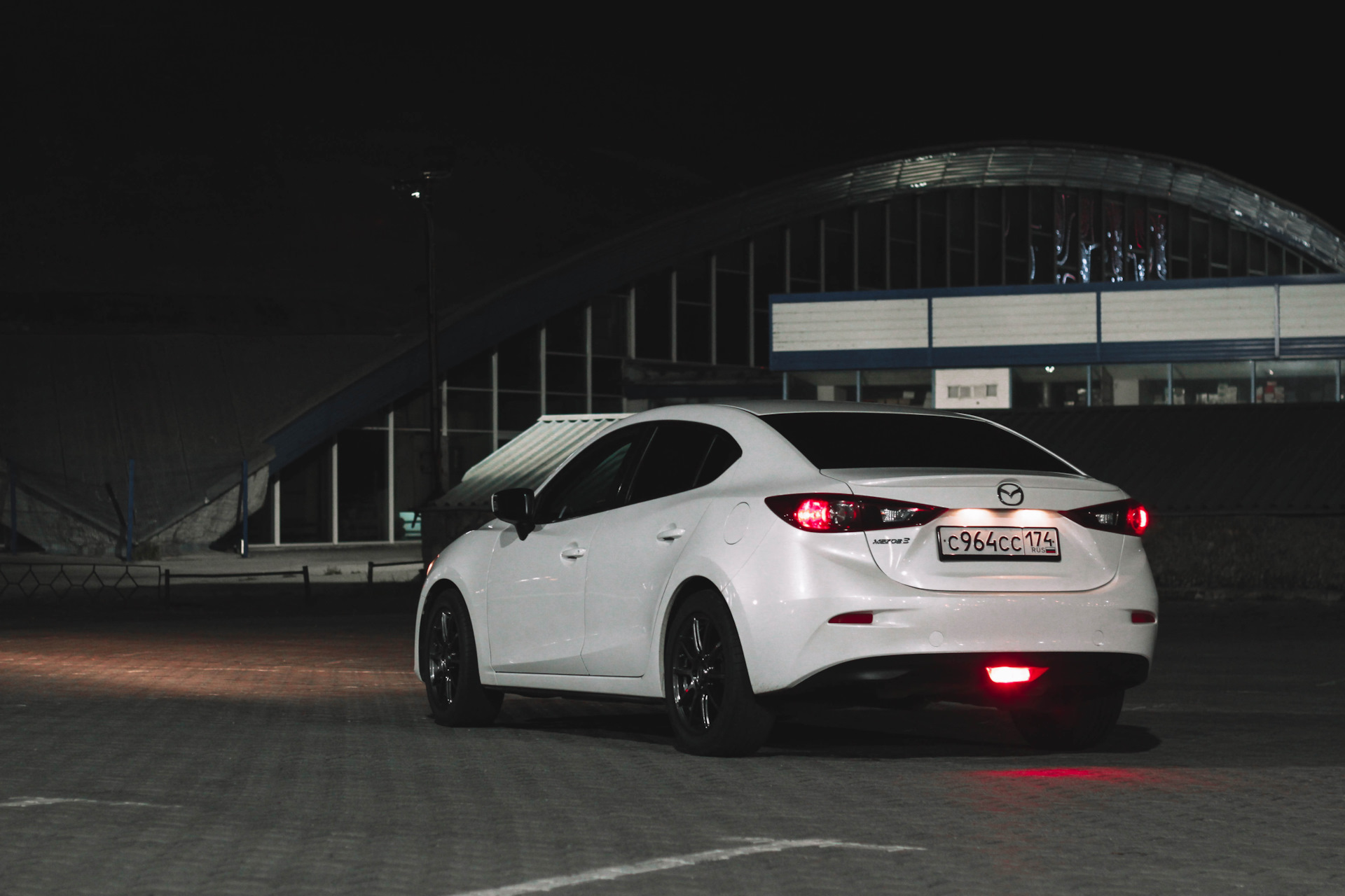 Night baby — Mazda 3 (3G) BM, 1,6 л, 2014 года | фотография | DRIVE2