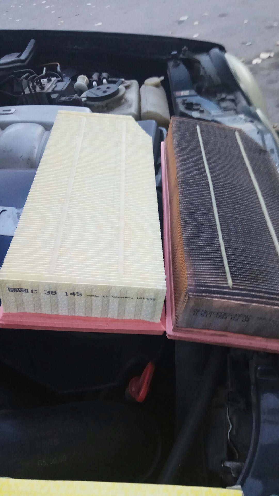 Замена воздушного фильтра — Mercedes-Benz E-Class (W210), 3,2 л, 2001 ...