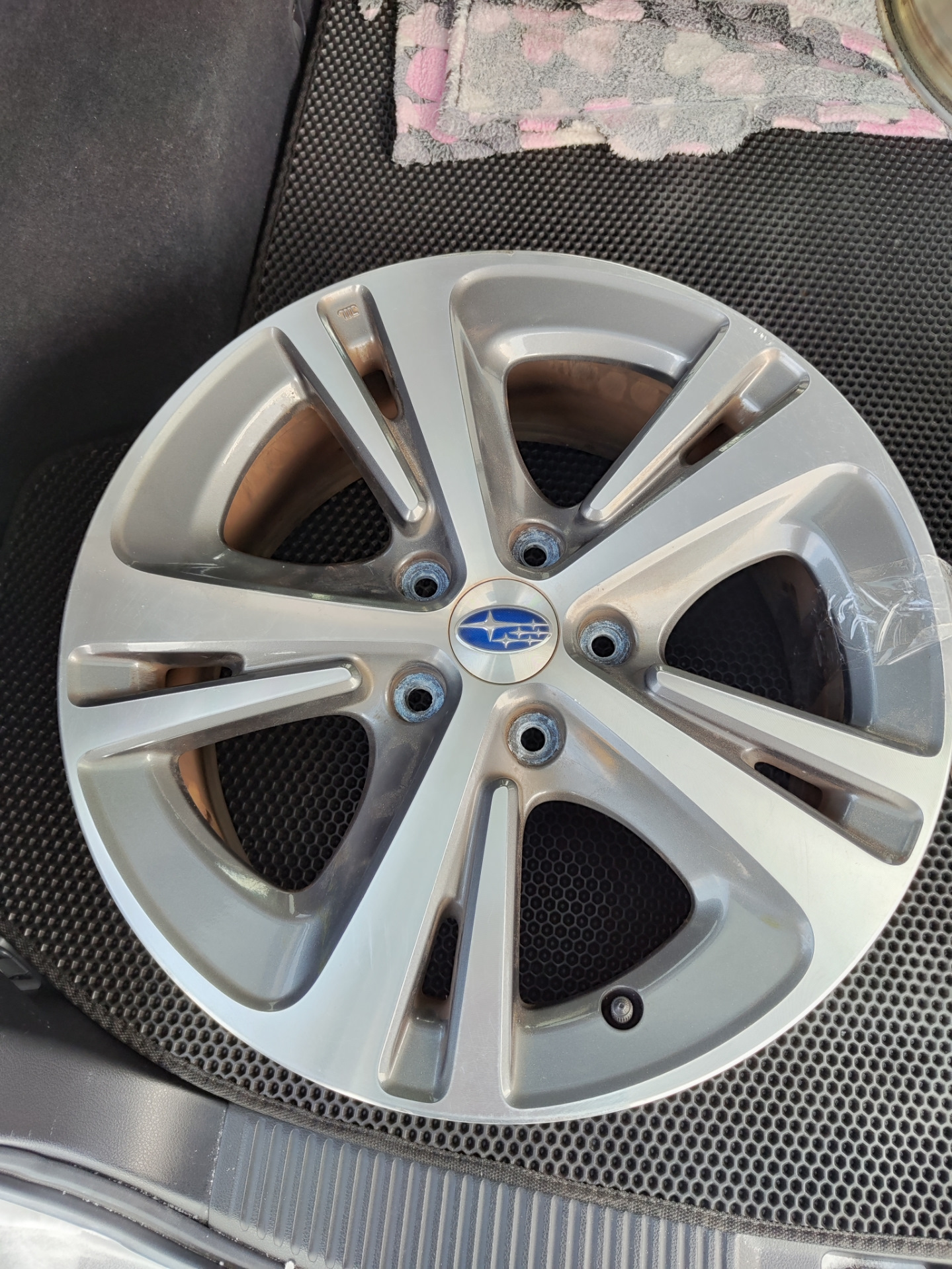 Оригинальные 17 диски ENKEI — Subaru Levorg (VM), 1,6 л, 2015 года ...