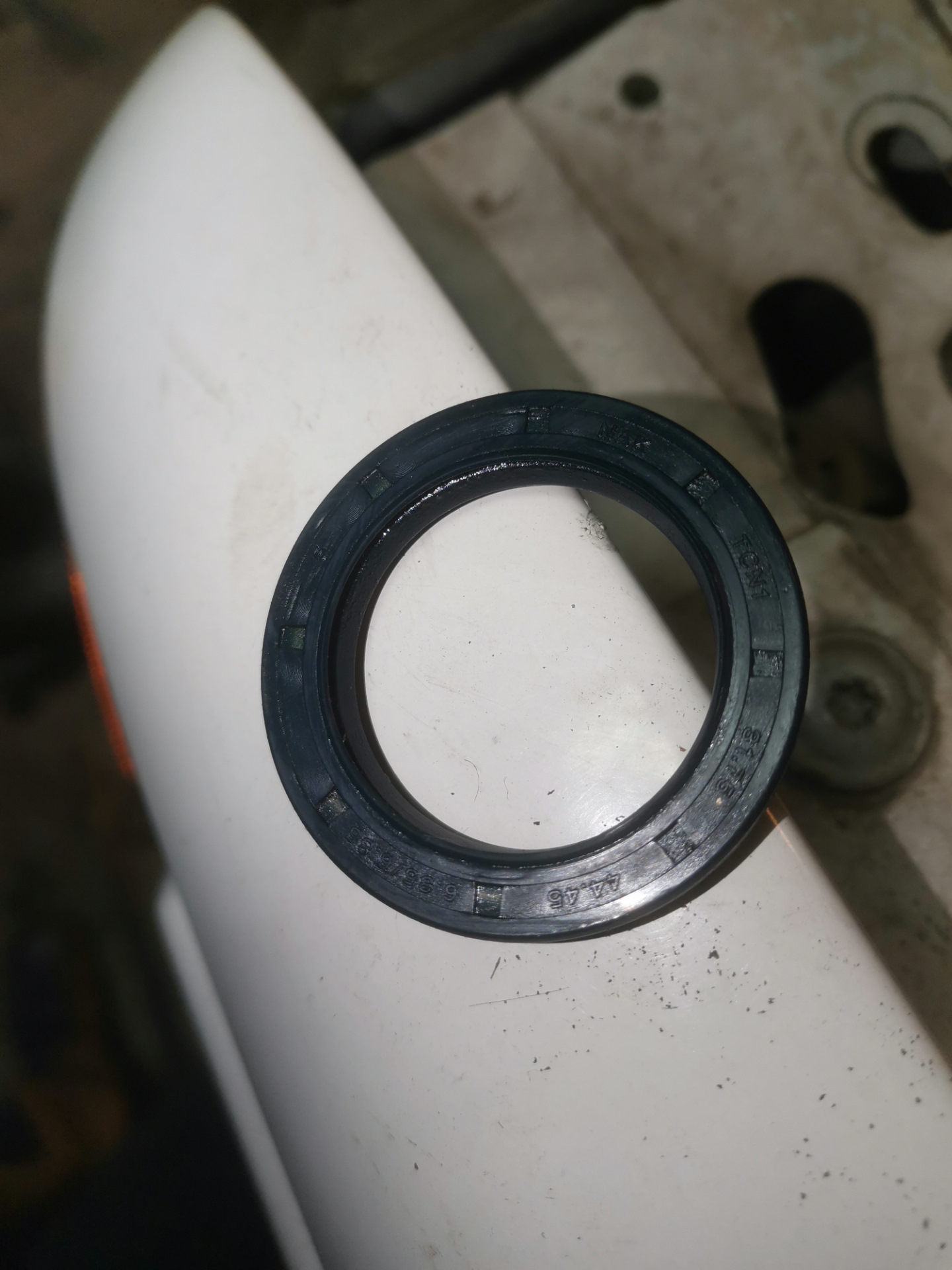 Сальник вала рулевого редуктора. — Jeep Grand Cherokee (ZJ), 4 л, 1993 ...