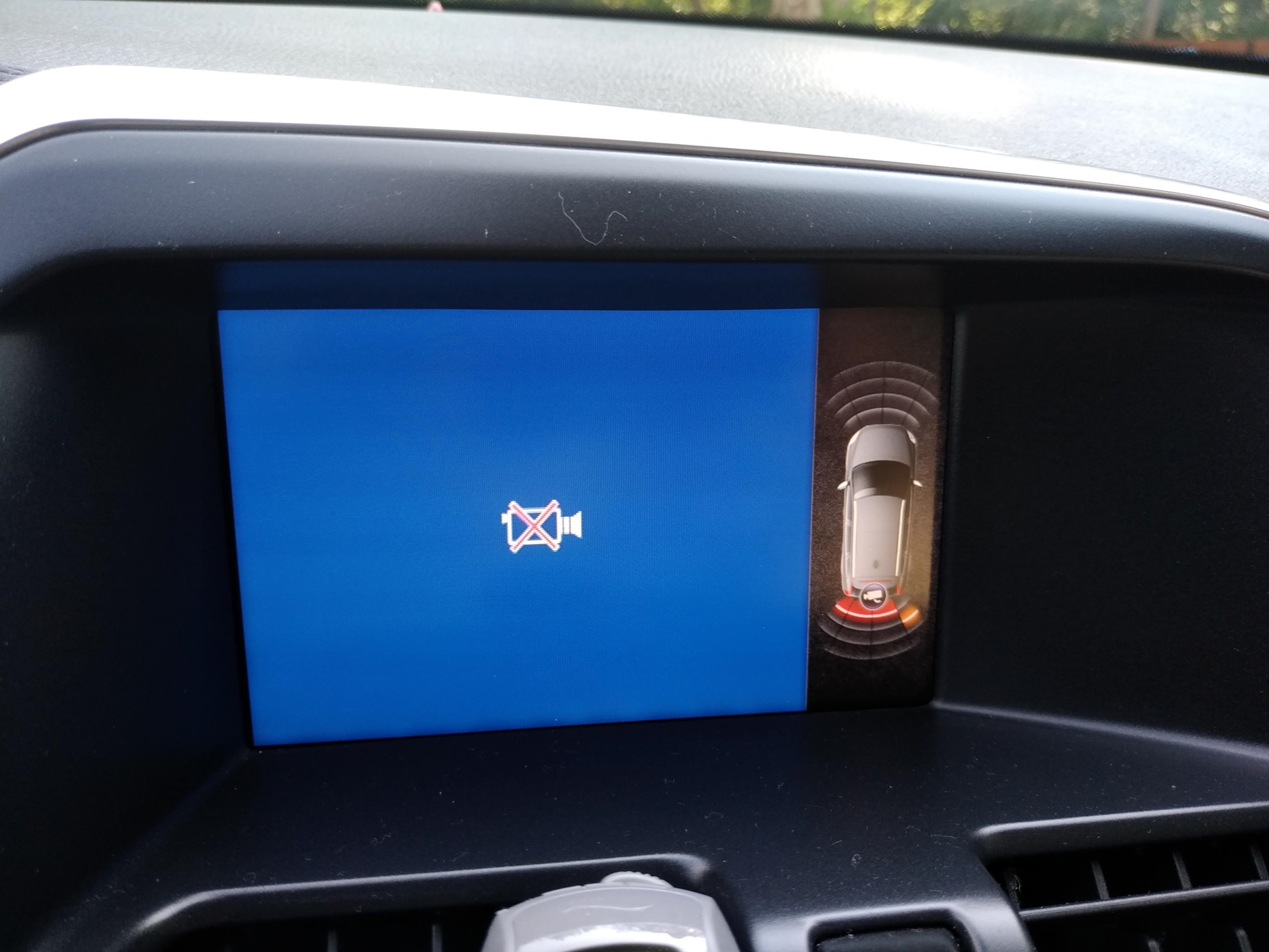 Parking assist camera equalizer installation — Volvo XC60 (1G), 3,2 л ...