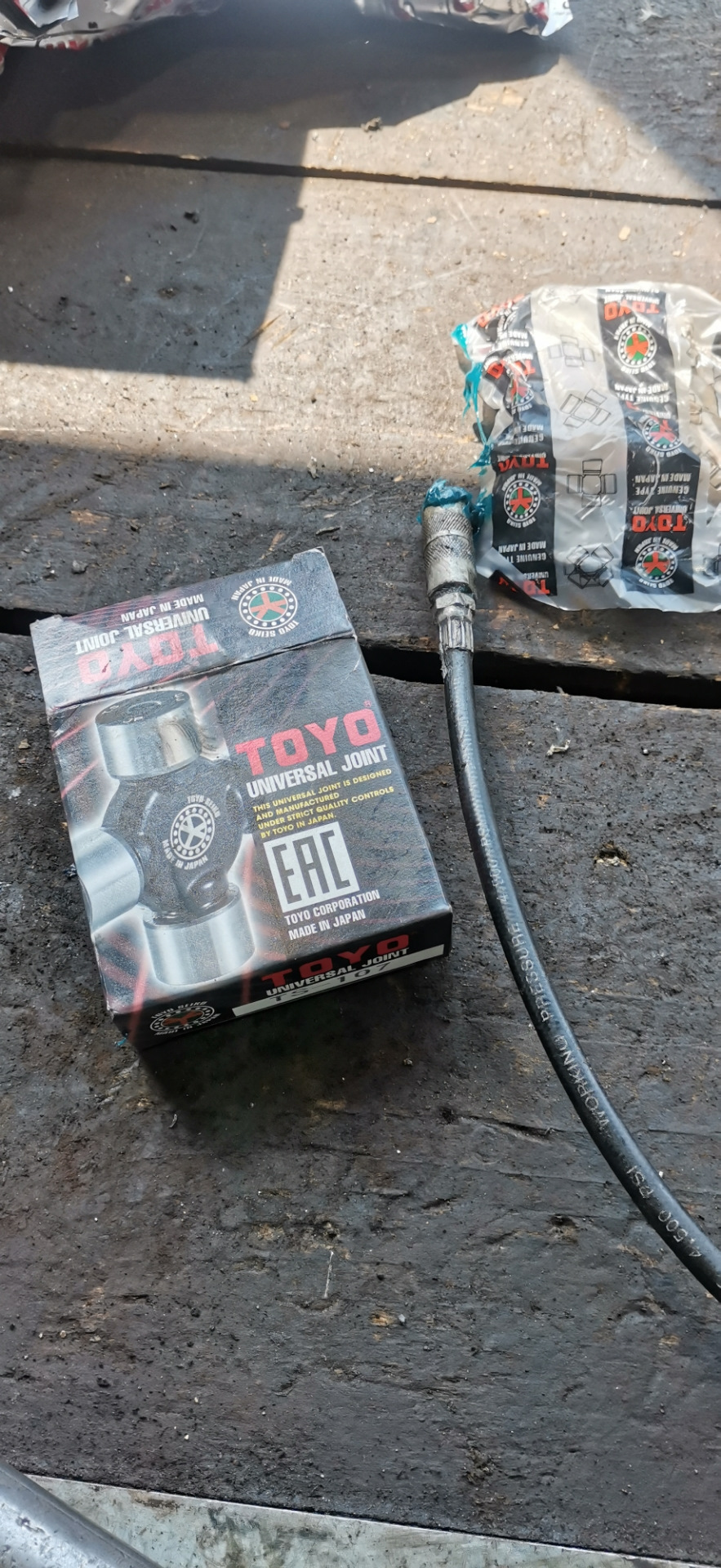 Замена крестрвин — Suzuki Grand Vitara (1G), 2,5 л, 2001 года | своими руками | DRIVE2