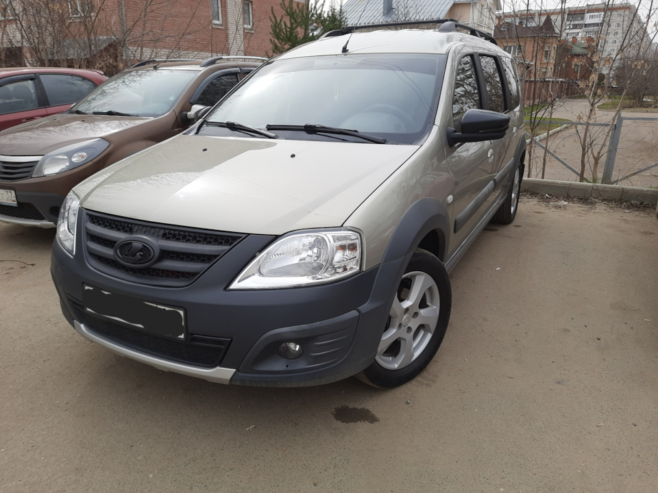 Новая решетка радиатора — Lada Largus Cross, 1,6 л, 2018 года | тюнинг | DRIVE2