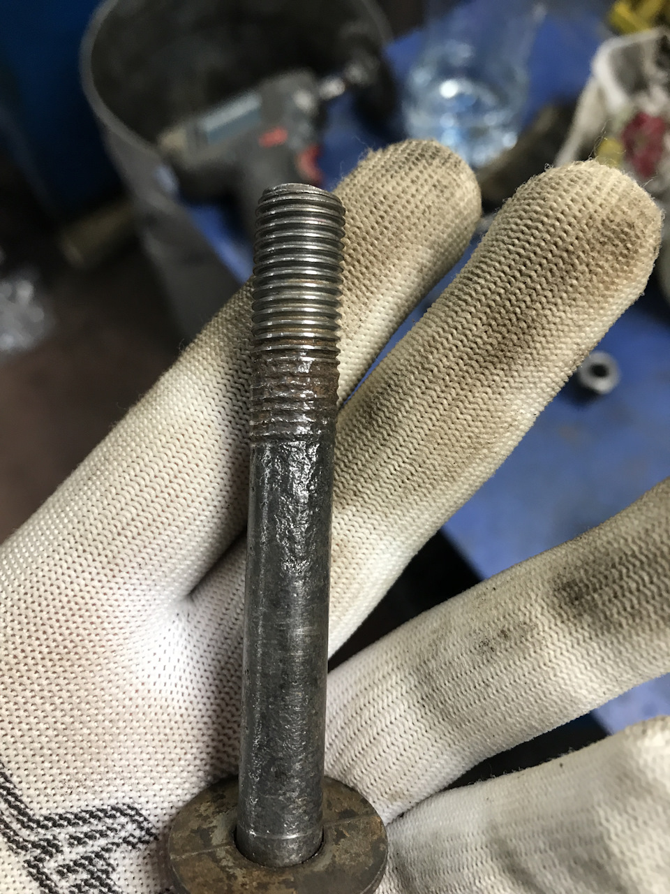 33326760346 Болт с шестигранной головкой с шайбой BMW | Запчасти на DRIVE2