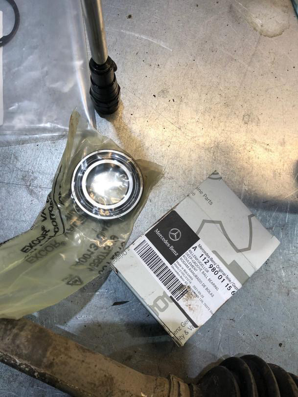 Замена подушек двигателя/подшипник промвала — Mercedes-Benz GLK-Class ...