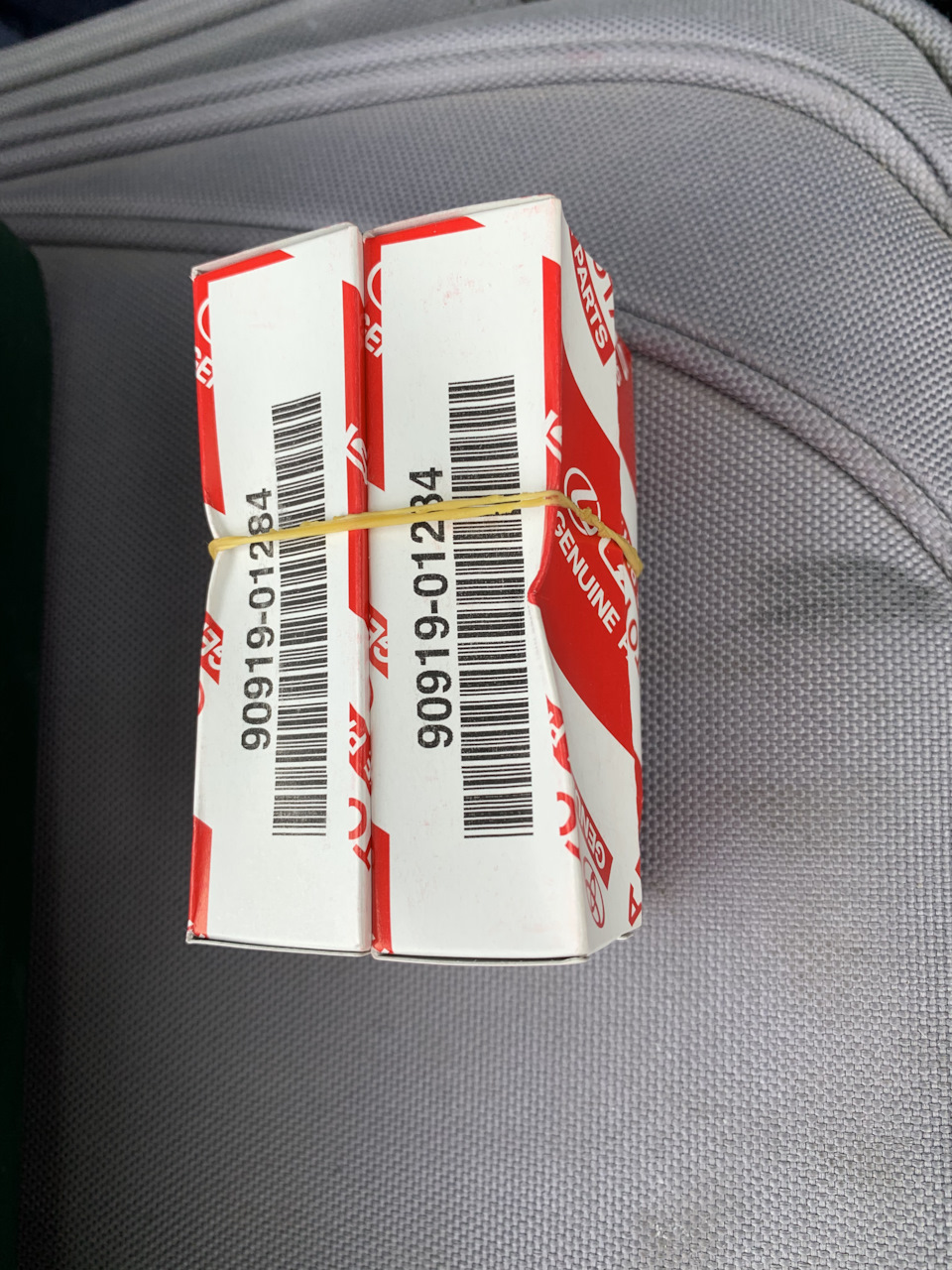 10. Замена свечей — Toyota Corolla Fielder Hybrid, 1,5 л, 2016 года ...