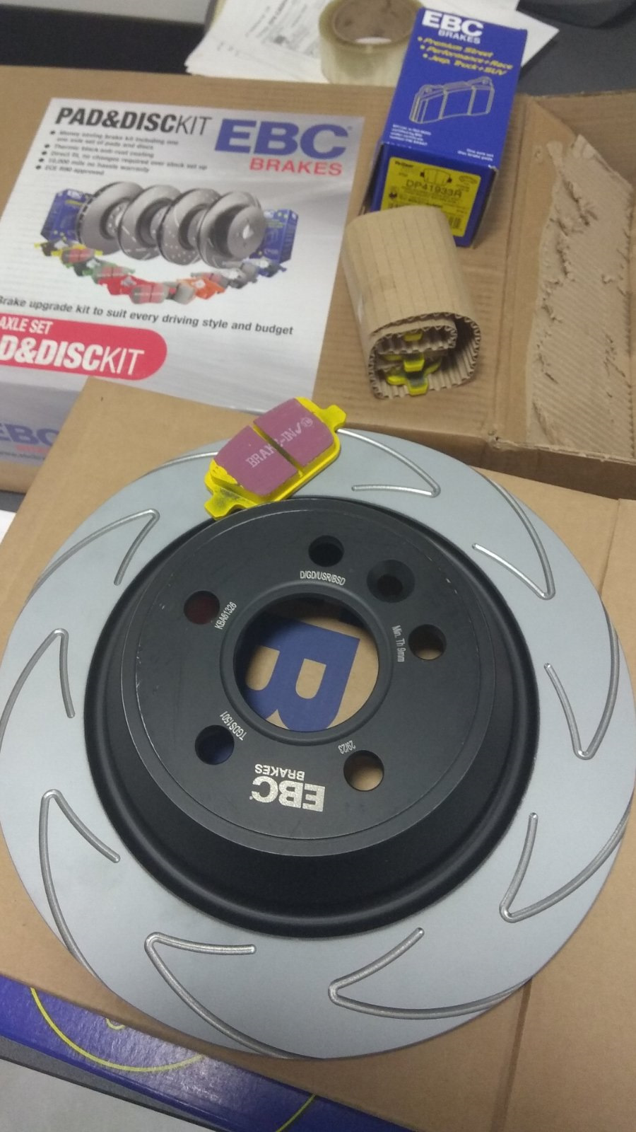 Rear brake refresh ( rotors + pads) — Ford Kuga (1G), 2,5 л, 2011 года ...