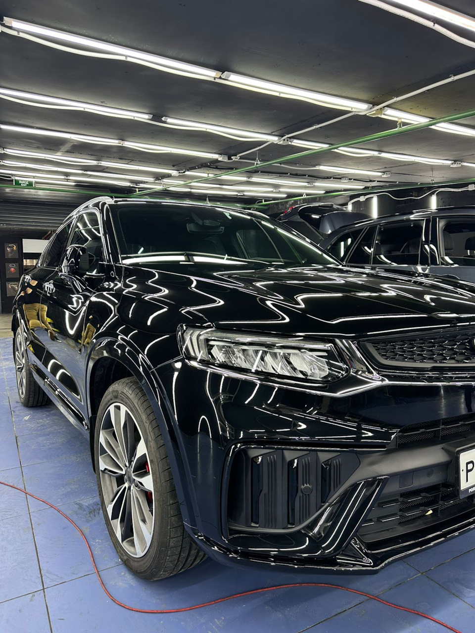 Броне пленка — Geely Tugella, 2 л, 2023 года | стайлинг | DRIVE2