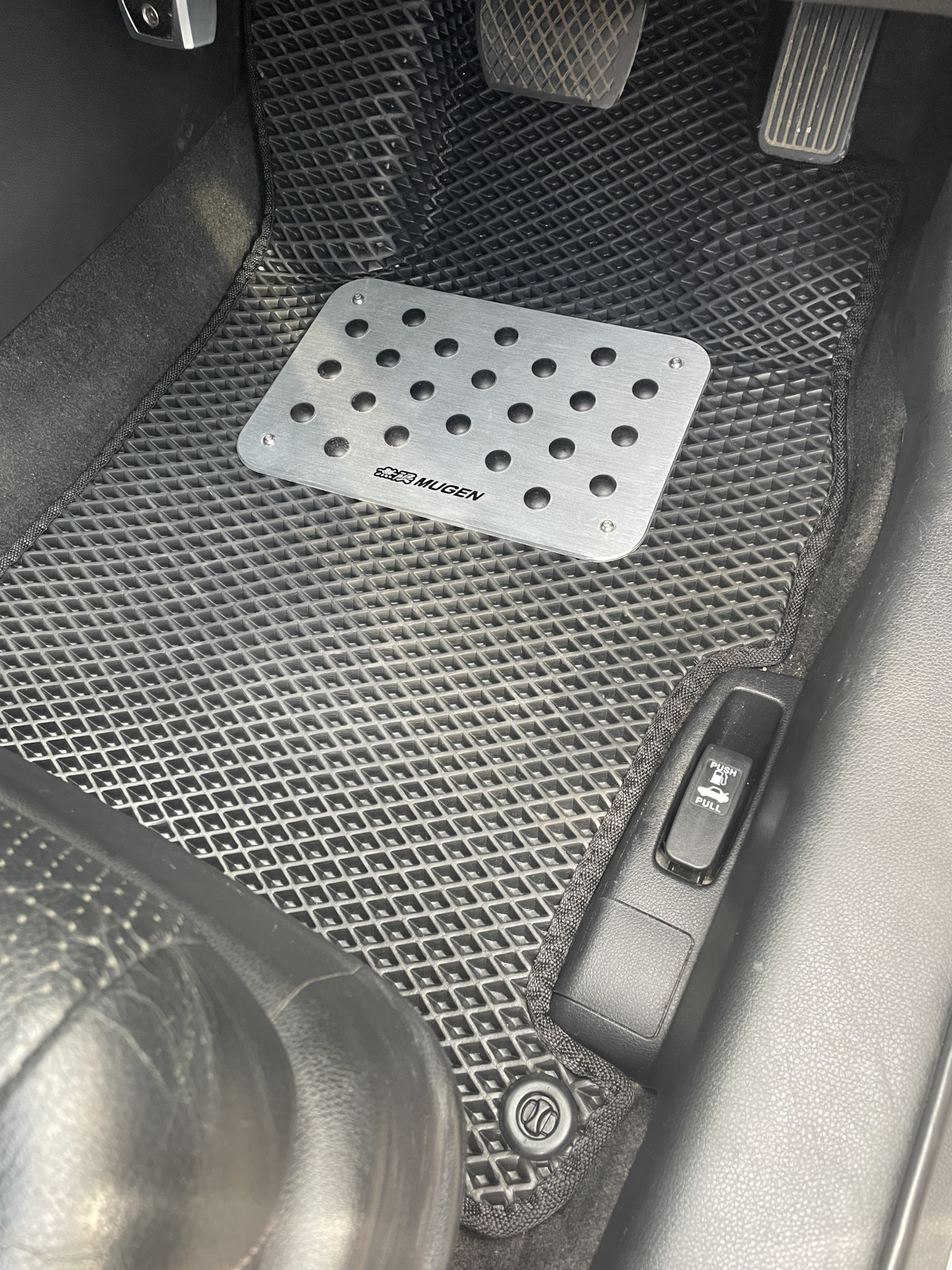 Накладка на коврик под пятку — Honda Accord Hybrid (9G), 2 л., 2013 ...