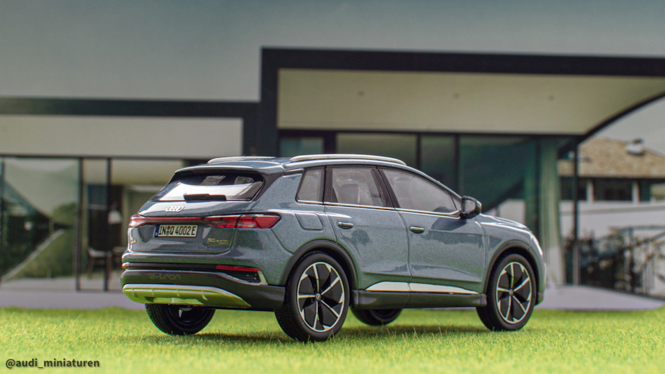 2021 Audi Q4 e-tron Typ (F4) Geysirblau (Spark) 1:43 — DRIVE2