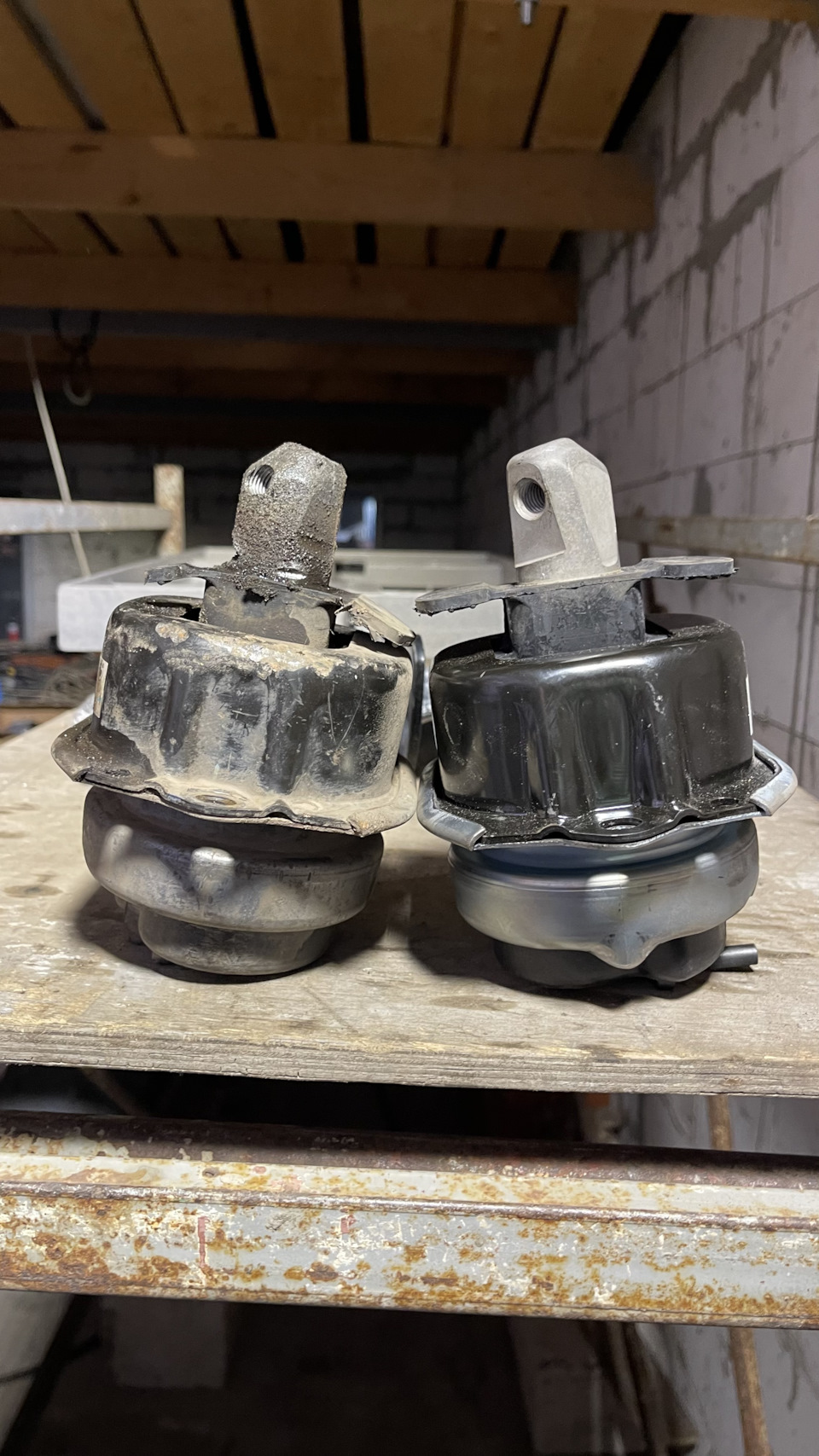 Замена подушек двигателя и раздатки n57 — BMW X5 (E70), 3 л, 2012 года ...