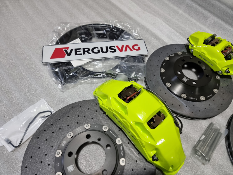 Комплект керамических тормозов для Porsche Cayenne Coype — VergusVAG на ...