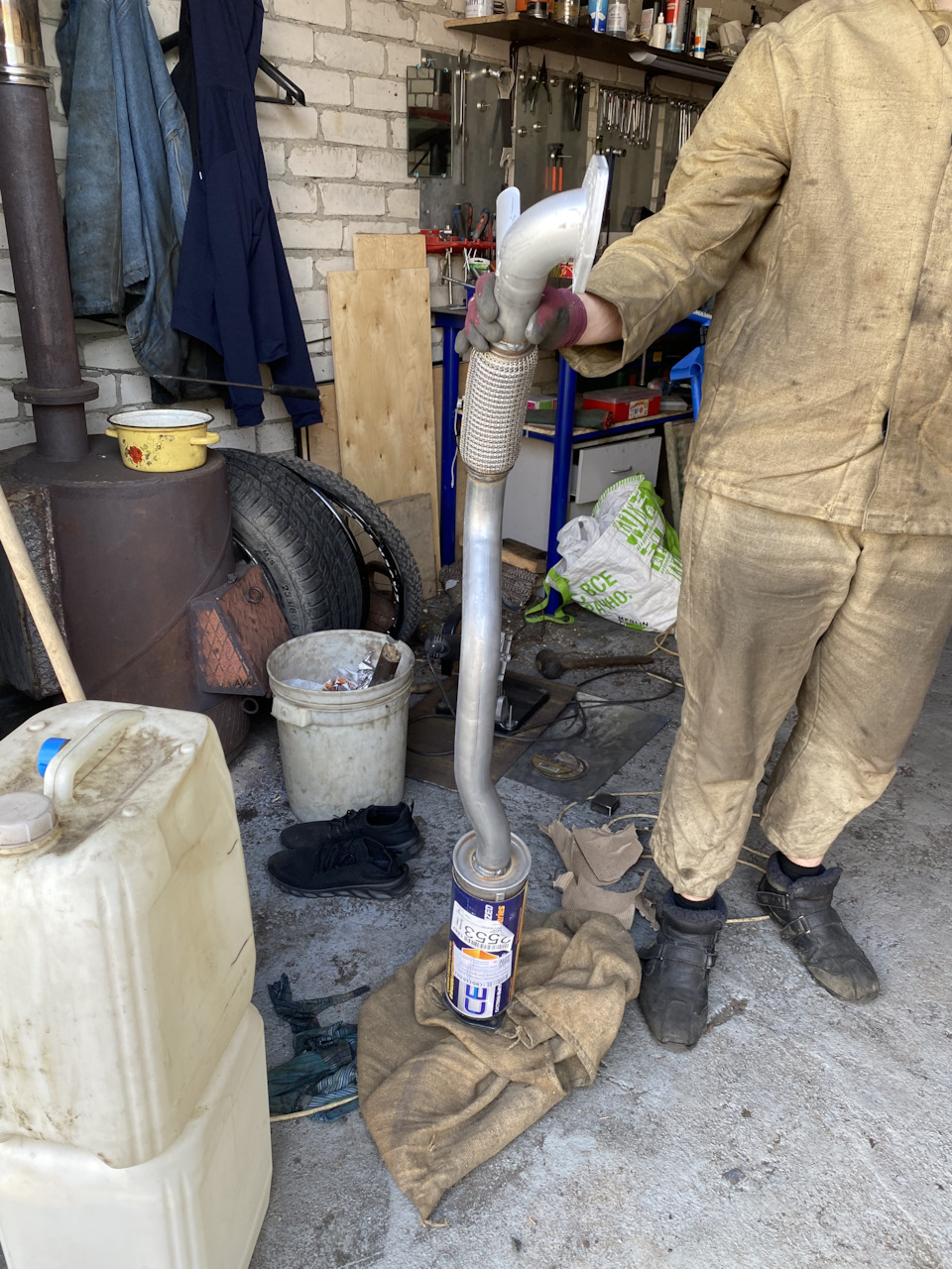 Ремонт выхлопной системы. — Chevrolet Lacetti SW, 1,6 л, 2012 года ...