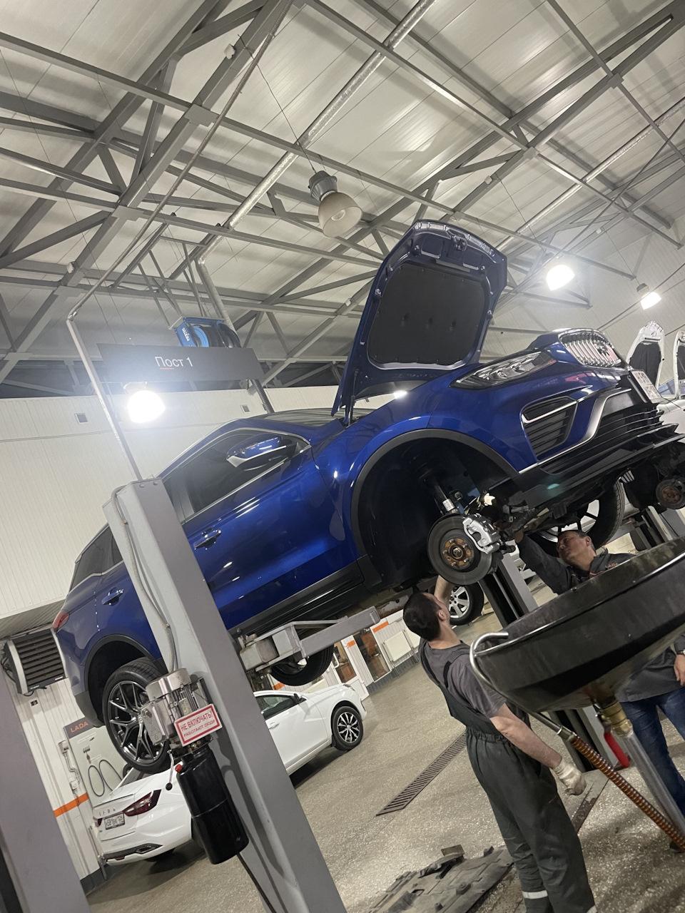 Замена ГРМ — Geely Atlas Pro, 1,5 л, 2021 года | плановое ТО | DRIVE2