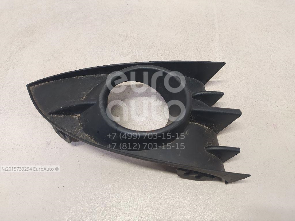 7701477302 Комп решеток пер бампера 3шт (плас) RENAULT | Запчасти на DRIVE2