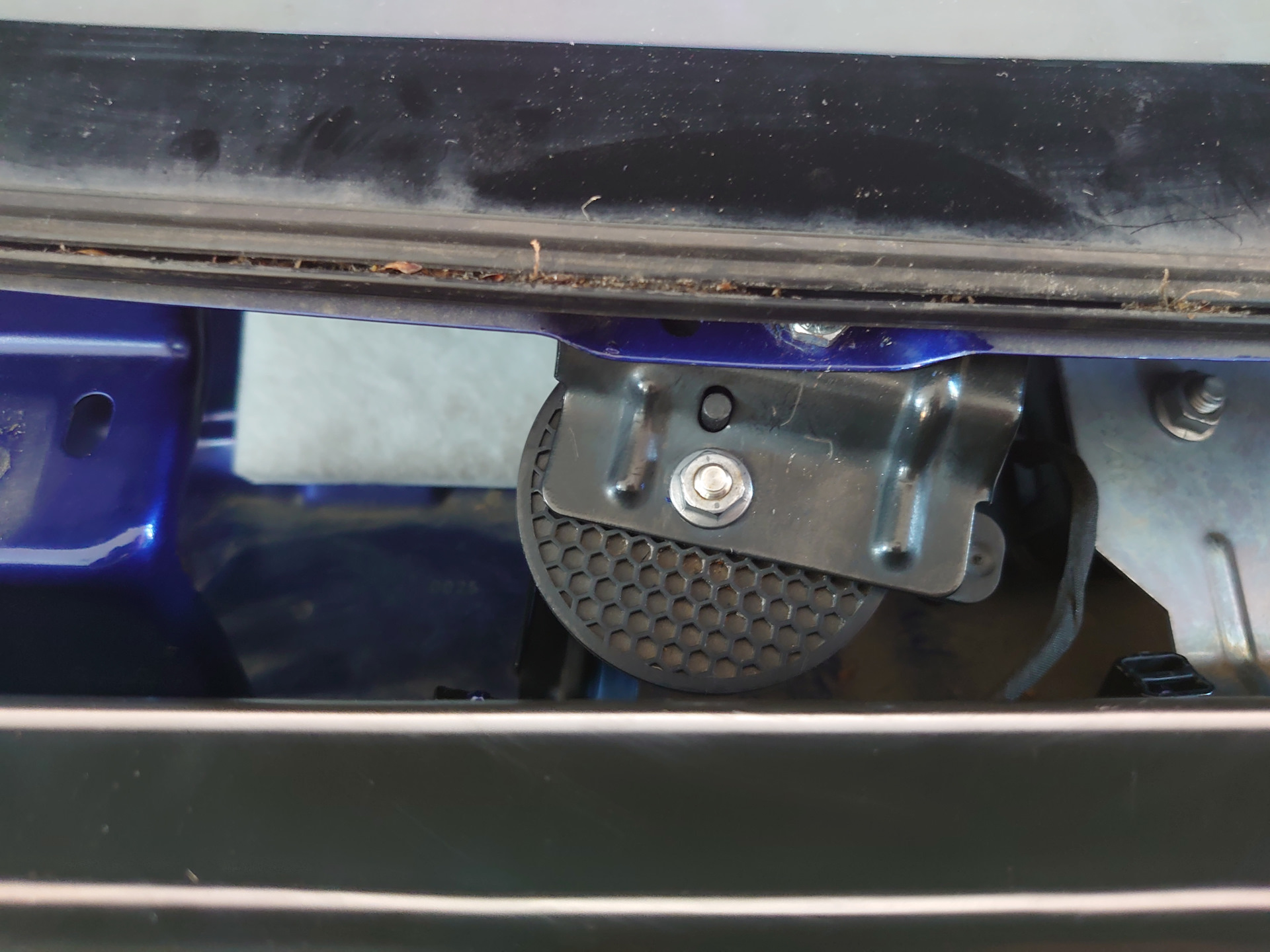 Retrofitting the Soundaktor/ Structure born noise generator. — SEAT ...