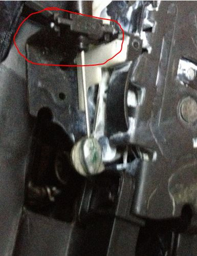 Заедала водительская дверная ручка (НЕ замок). Решено! — Volvo S80 (2G ...