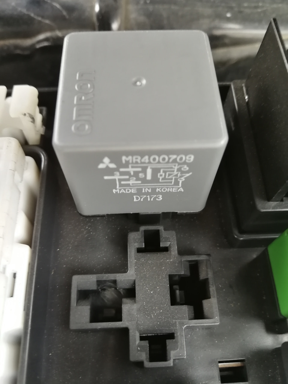 MR400709 Реле Mitsubishi | Запчасти на DRIVE2