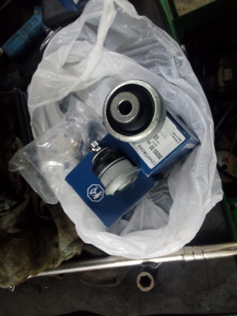 3529302 Шаровая опора LEMFORDER | Запчасти на DRIVE2