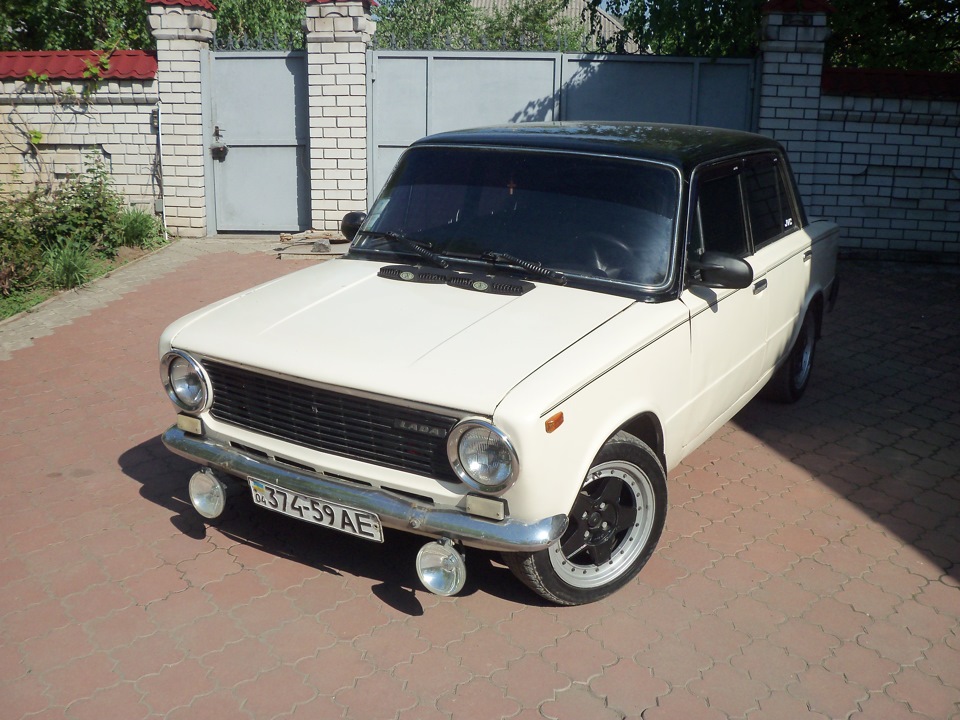 Просто фото — Lada 21011, 1,3 л, 1975 года | фотография | DRIVE2